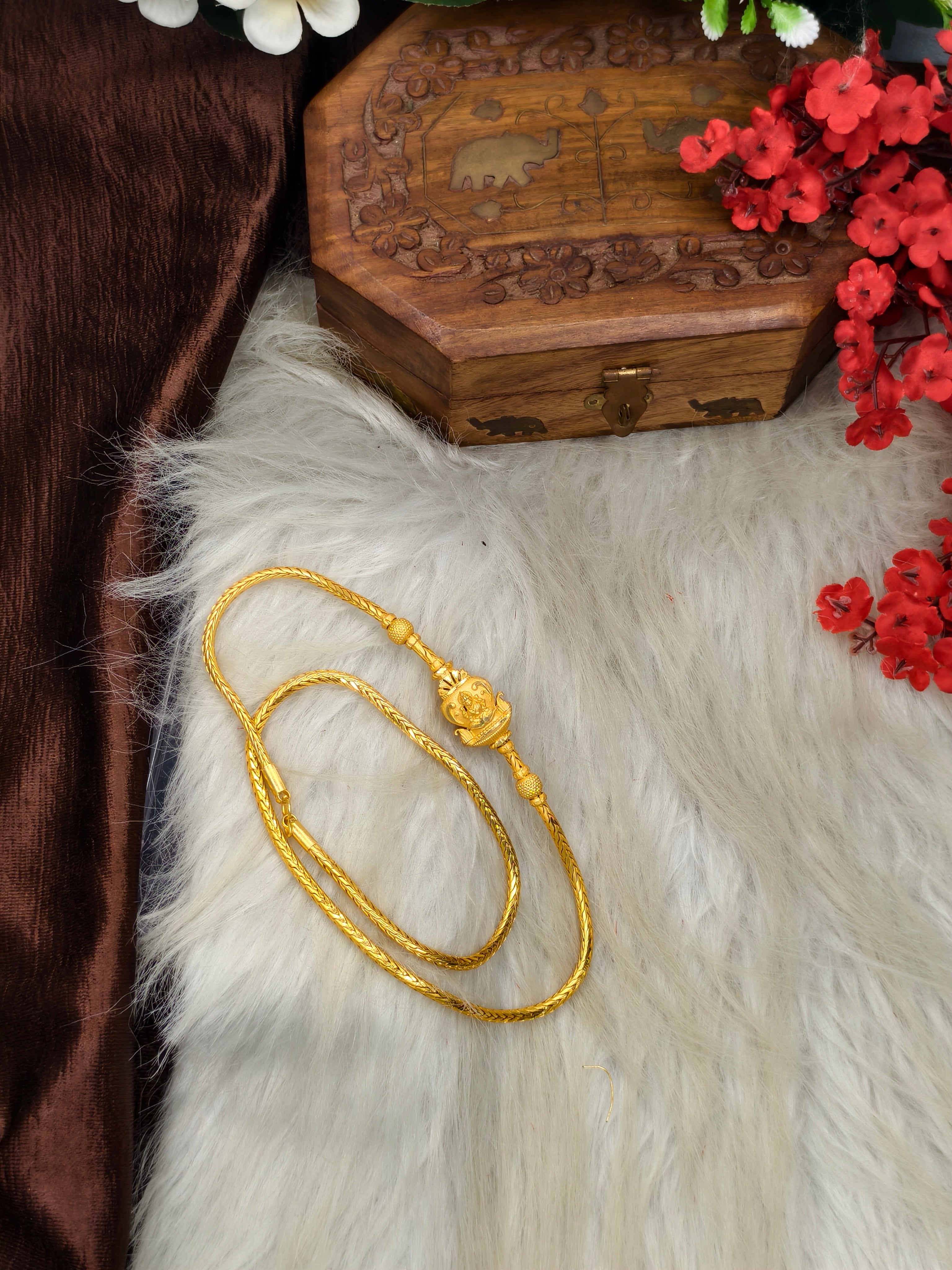 Mugappu chain (1Gram Gold plated) Stone Model – Sindhu Gold Covering